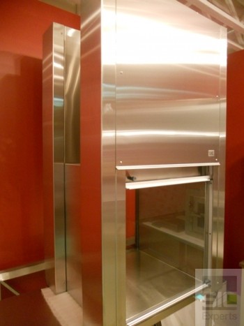 Vertical sliding door pass through SIC28069 - SIC Experts